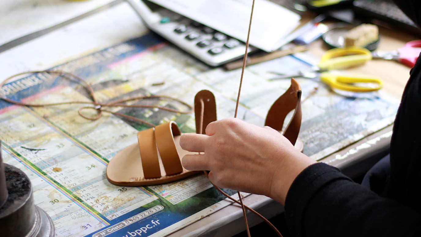 Journal » Dans le journal Sessùn | Savoir-faire | La sandale Marseillais