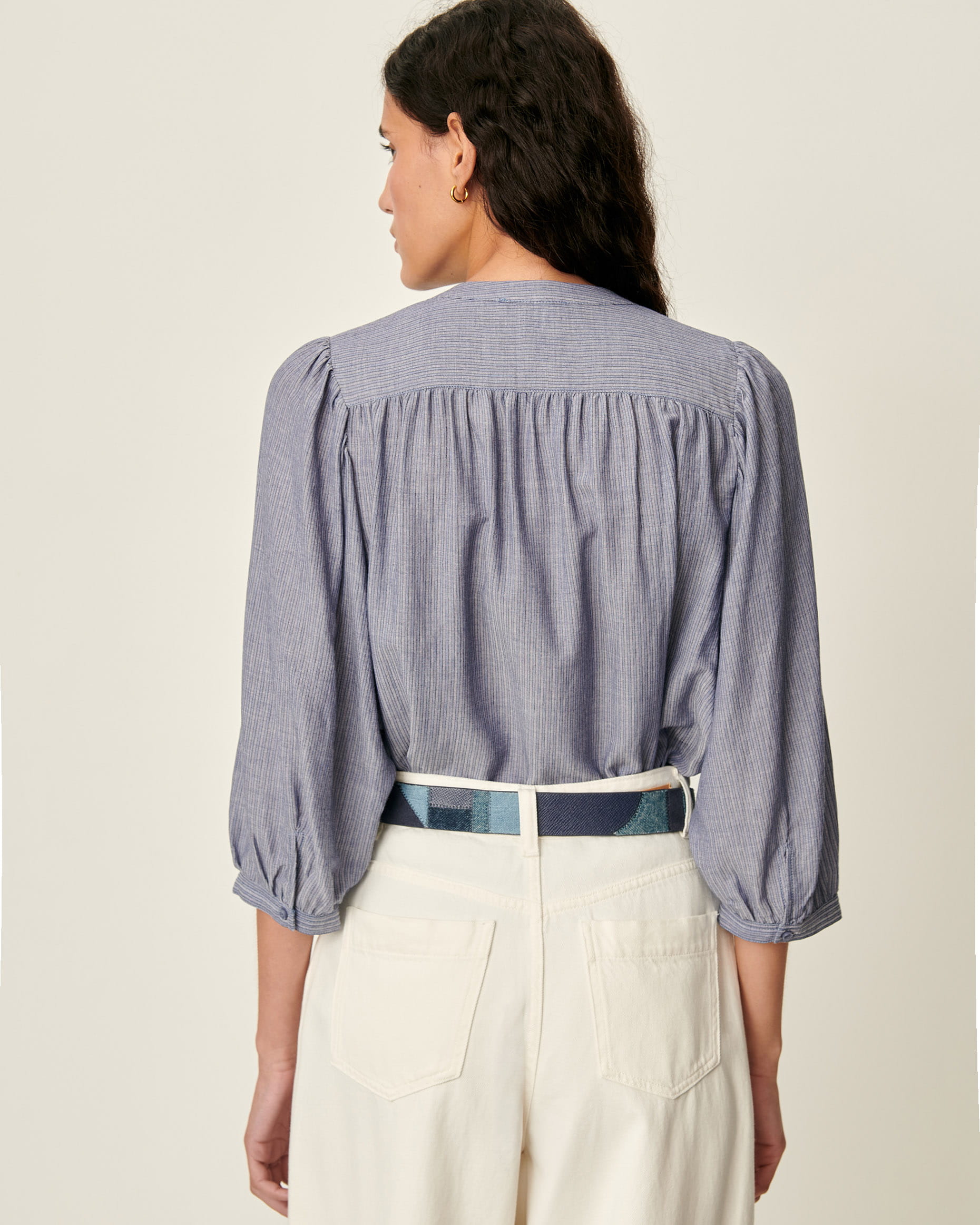 A VIEW Chambray Blue | Blouse | SESSÙN Site officiel