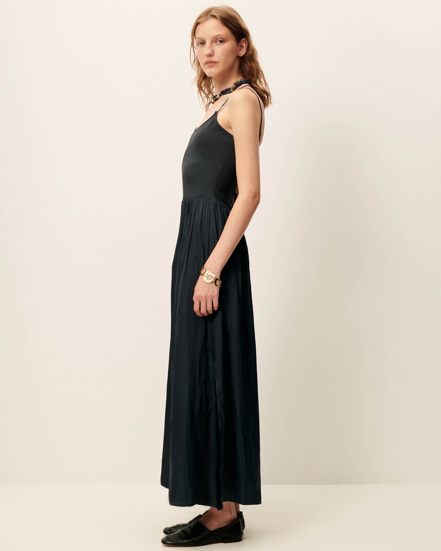 SWEET MAMBO Smoke Green | Dress | SESSÙN Official website
